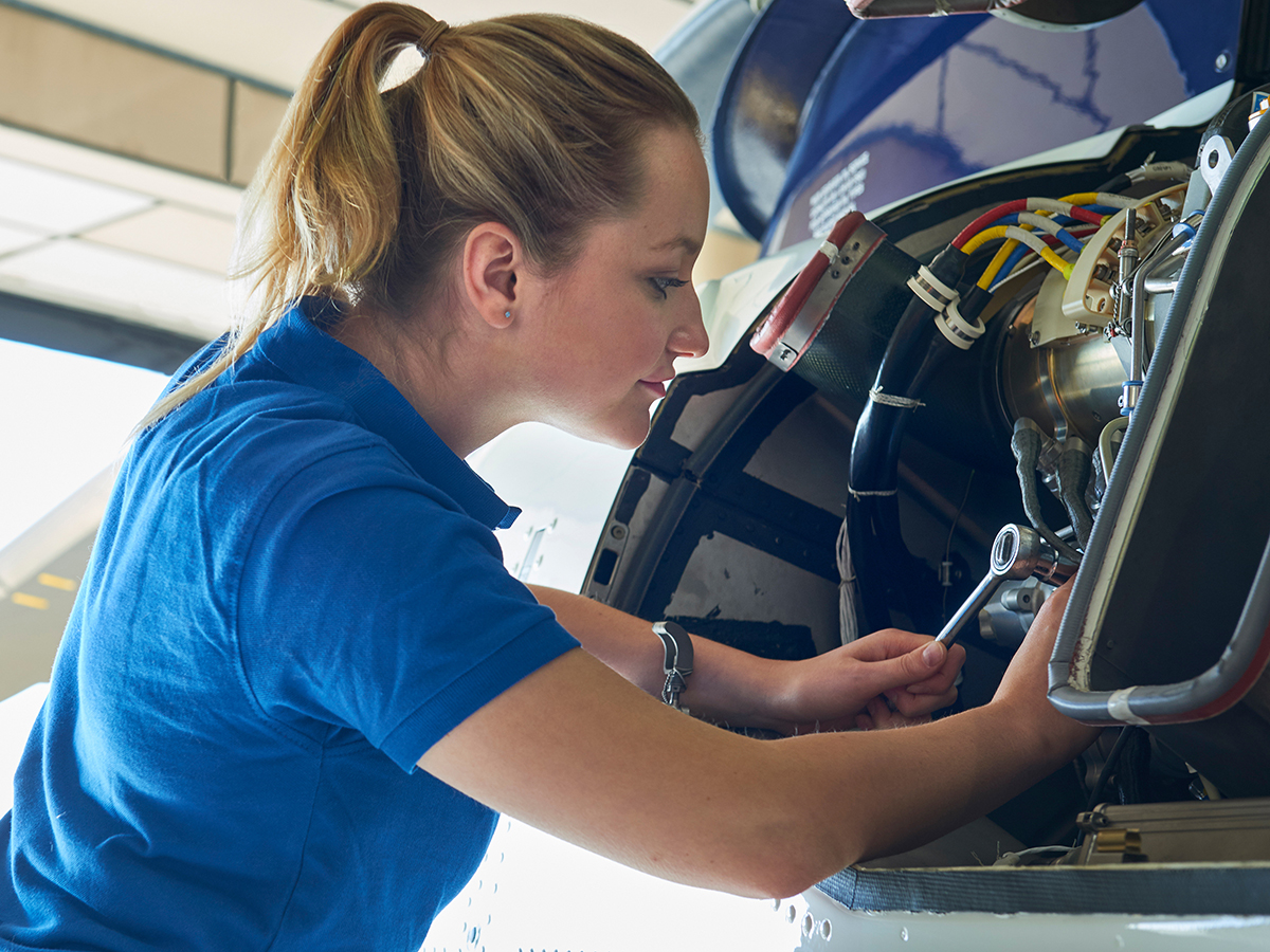 Aircraft on the ground - Morgan Ward